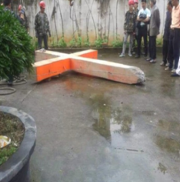 CHINA Zhejiang: list and pictures of 64 demolished Christian churches