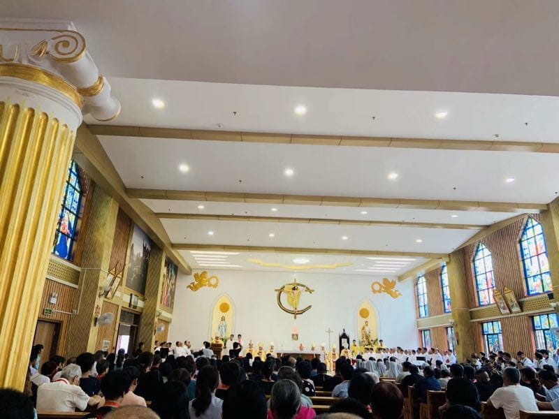 CHINA - VATICAN Msgr. Stefano Xu Hongwei ordained Bishop of Hanzhong ...