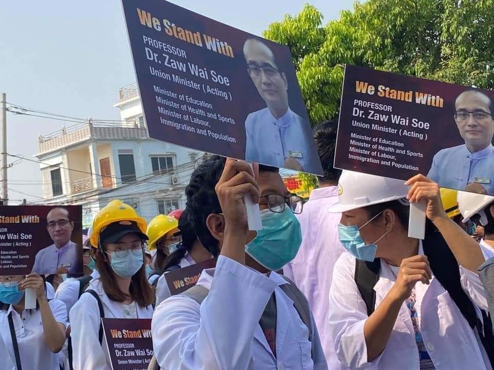 MYANMAR Yangon, activists and trapped students freed; 40 arrested (PHOTO)