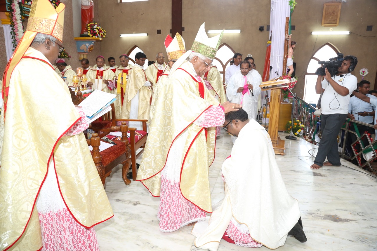 INDIA Bishop Rayarala sets his episcopate on the marginalised, priests ...