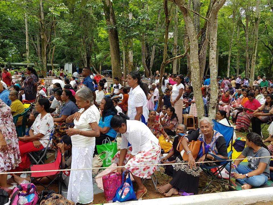 SRI LANKA Blessing of the sick and the country in Our Lady of Lanka ...