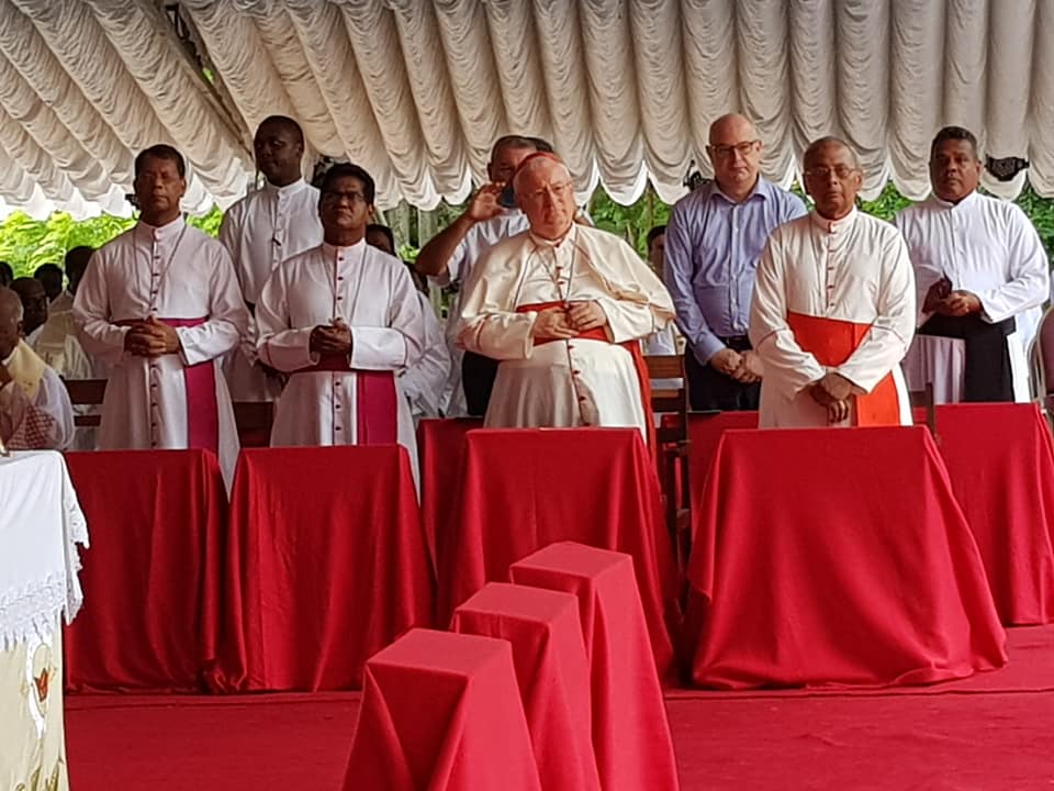 SRI LANKA Blessing of the sick and the country in Our Lady of Lanka ...